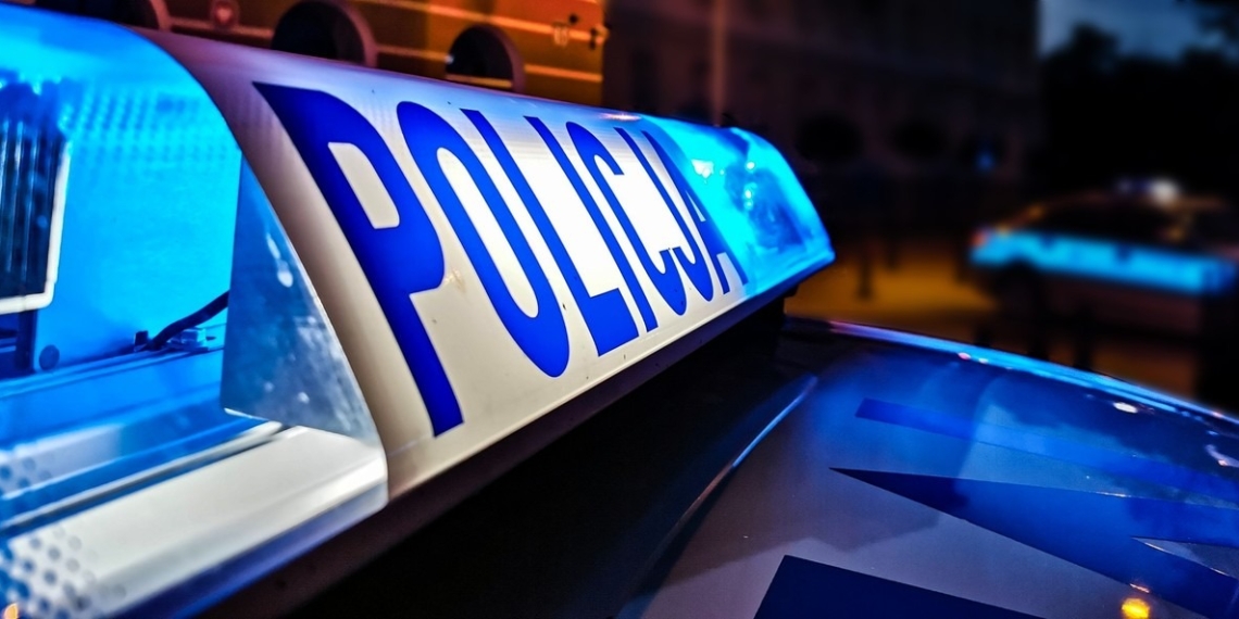 Makabryczne odkrycie w Radomsku. W mieszkaniu leżały rozkładające się ... Makabryczne odkrycie w Radomsku. W mieszkaniu leżały rozkładające się ...